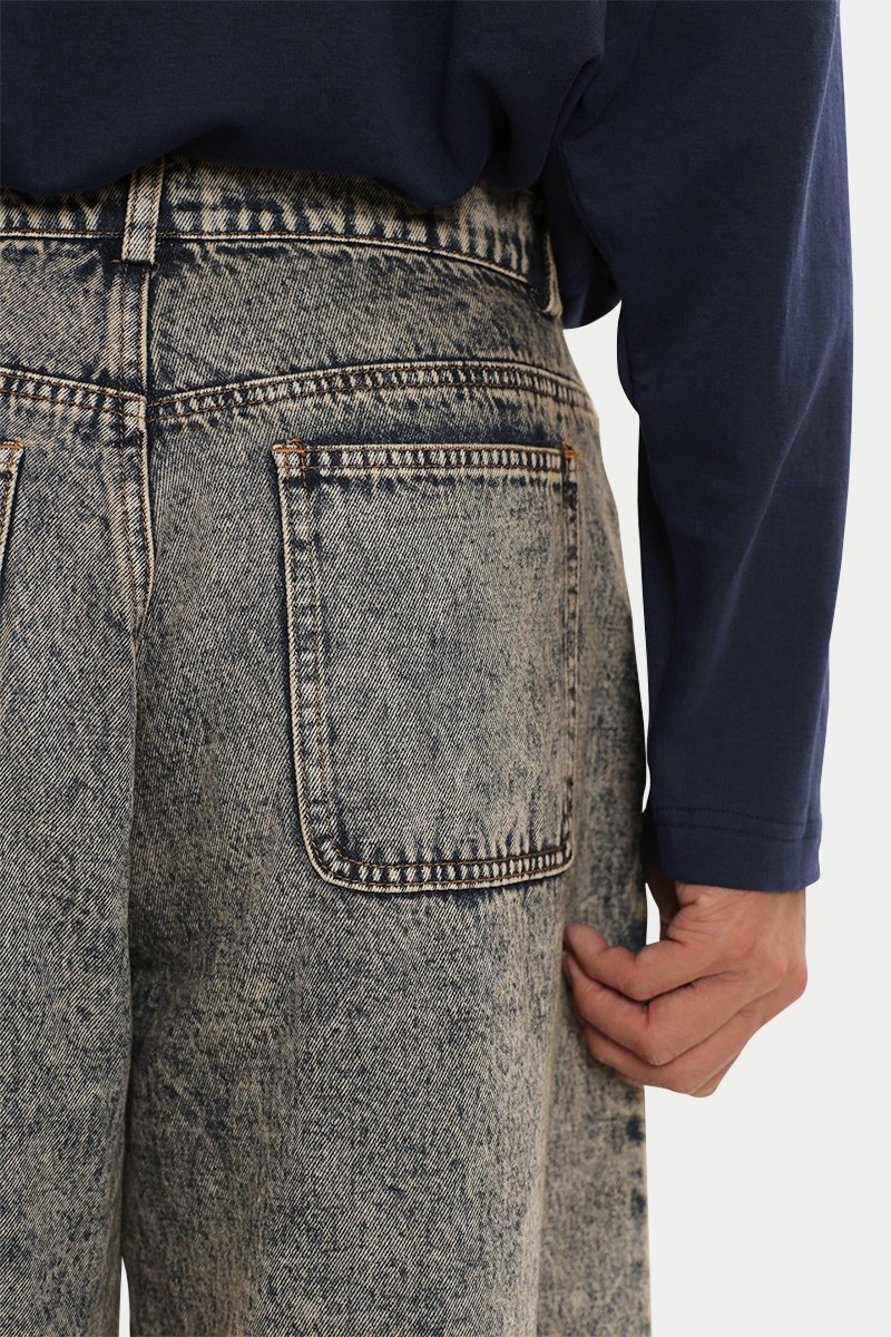 TOMO MIDI DENIM JORTS IN ACID WASH