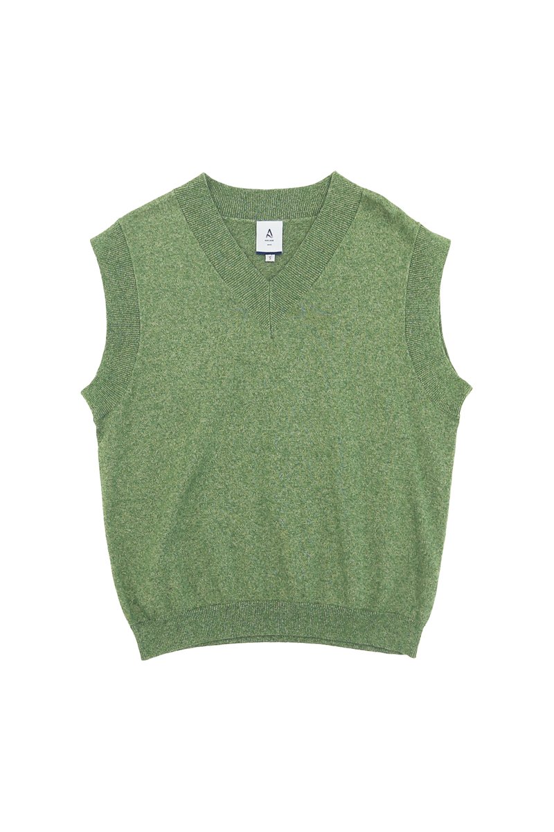 LYON SPECKLED KNIT VEST IN GREEN